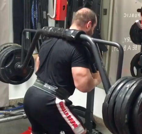 What Is Powerbuilding? The Love-child Of Powerlifting & Bodybuilding ...