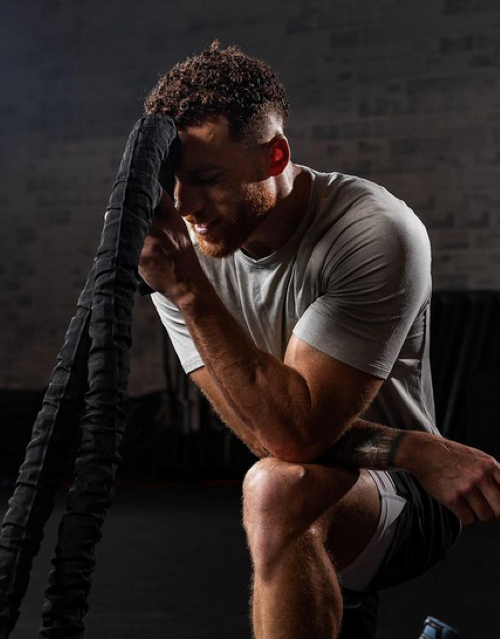 15 Benefits Of Battle Ropes + Battle Ropes Alternatives | Garage Gym ...