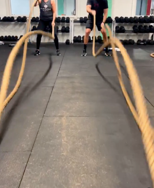 15 Benefits Of Battle Ropes + Battle Ropes Alternatives | Garage Gym ...